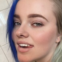 Queenie - Lemon Social - Support Creators Content